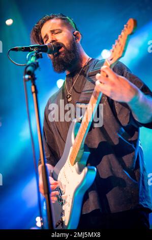 Josiah J Manning on guitar Stock Photo - Alamy