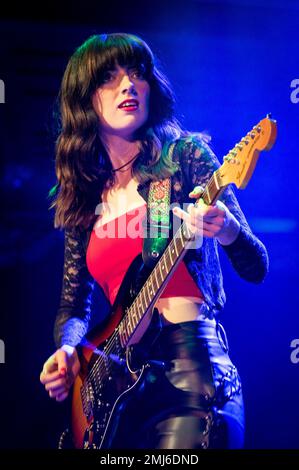 Orlaith Forsythe on vocals, bass & guitar Stock Photo - Alamy