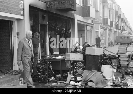 Explosion at the Johan Huizingalaan in Amsterdam-West, September 9 ...