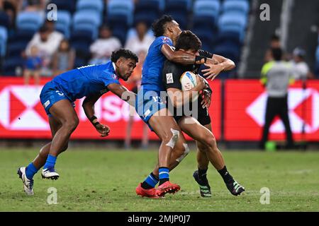 Payton Spencer of New Zealand runs the ball during the HSBC Sydney Sevens men's quarter-final ...