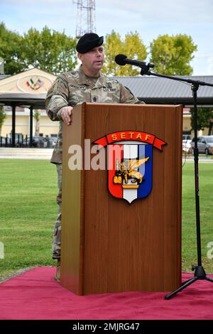 Command Sergeant Major Charles W. Gregory, Jr., the outgoing Command ...