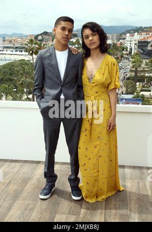 Actors Benny Emmanuel, left, and Leidi Gutierrez pose for portrait ...