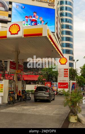 Shell gas station in Thailand and some vehicle to refuel gas in Huahin ...