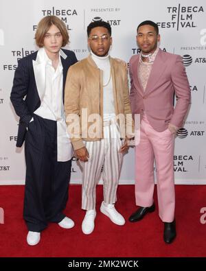 GULLY, from left: Jacob Latimore, Kelvin Harrison Jr., Charlie Plummer ...