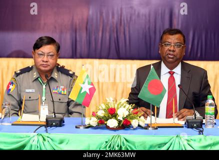 Myanmar Police Chief Brigadier General Myoe Than, left, exchanges a ...
