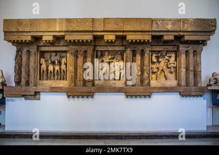 Team of Helios Athena, Perseus and Medusa with Pegaus, Hercules and ...