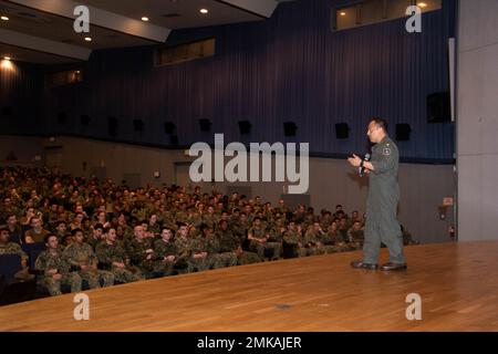 220907-N-BR419-1050 YOKOSUKA, Japan (Sept. 7) Capt. Fred Goldhammer ...
