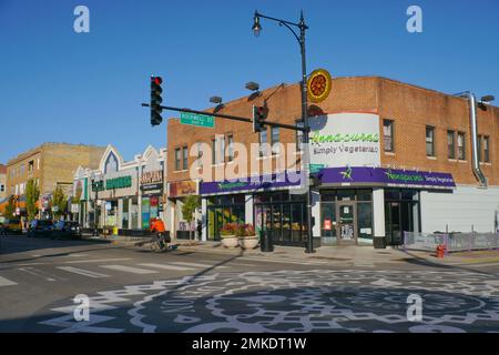 Devon Avenue Indian restaurants and shops, Chicago, Illinois, USA Stock ...