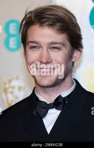Joe Alwyn poses for photographers upon arrival for the UK premiere of ...