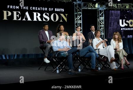 Executive producer/showrunner Daniel Arkin, left, and co-executive ...
