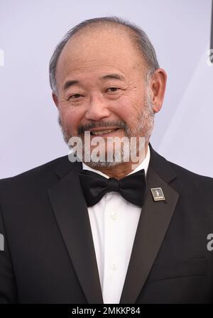 Clyde Kusatsu arrives at the 25th annual Screen Actors Guild Awards at ...