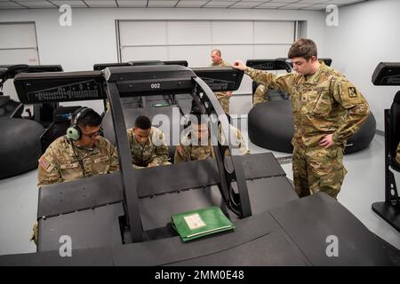 General aviation basic flight training Cessna 172 aircraft Stock Photo ...