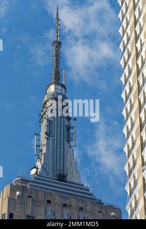 NYC: Empire State Building’s signature mast, originally conceived as a ...