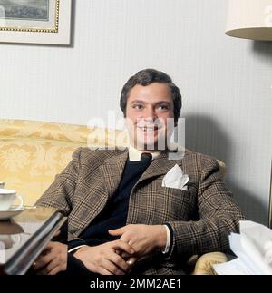 1968 - Crown prince Carl Gustaf from Sweden and Pia degermark at party ...