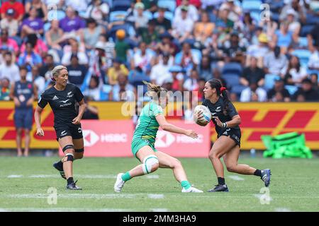 Stacey Fluhler of New Zealand takes a selfie with the Men's and Women's ...
