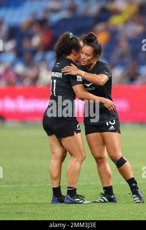 Portia Woodman-Wickliffe of New Zealand runs to score a try during the HSBC Sydney Sevens women ...