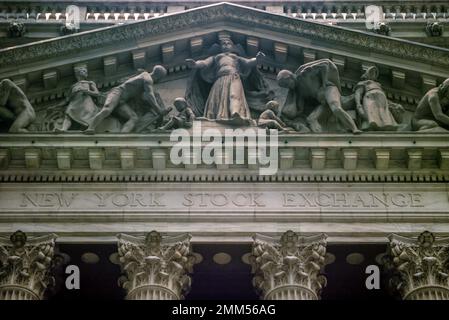 INTEGRITY PROTECTING THE WORKS OF MAN PEDIMENT (©GEORGE QUINCY ADAMS ...