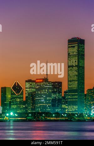 1988 HISTORICAL AMOCO BUILDING (©DURRELL STONE & PERKINS & WILL 1974 ...