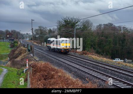 Locomotive Services class 90 electric locomotive 90001 running light ...