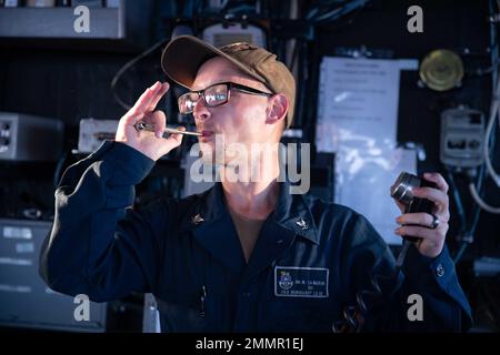 220922-N-LK647-0001 ATLANTIC OCEAN (Sept. 22, 2022) Fire Controlman ...