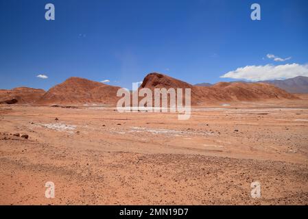 The clay formations of the Labyrinth desert in the Puna of Argentina ...