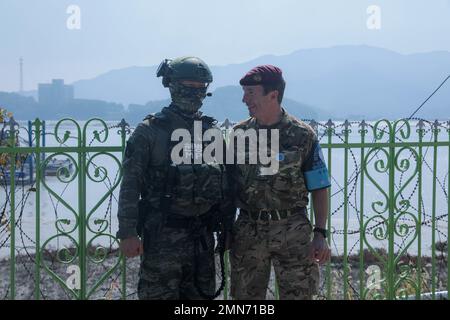 British Lieutenant General Andrew Harrison, United Nations Command of ...
