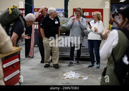 Members of the 75th Rangers (Airborne), Fort Benning, Georgia, armed ...