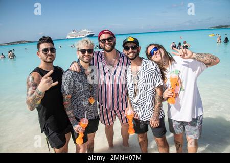 Bryan Kuznitz, left, and Blake Saul of Fame on Fire perform at ...