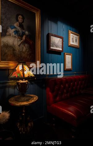 The tavern was originally opened in 1762 as the Queen's Head Tavern by ...