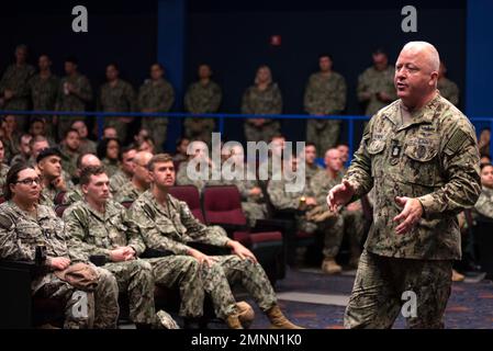 SAN DIEGO – (Oct. 3, 2022) Master Chief Petty Officer of the Navy (MCPON) James Honea speaks to ...