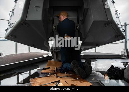 221005-N-LK647-0184 NAVAL WEAPONS STATION YORKTOWN—Cryptologic ...