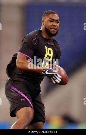 Jacksonville State linebacker Darius Jackson runs a drill during the ...