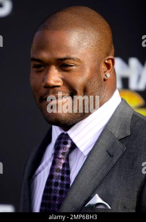 NFL player Michael Robinson arriving at the Cartoon Network's "Hall Of ...