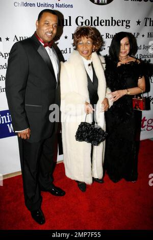 Altovise Davis at the 10th Annual Academy Awards Celebration Viewing ...