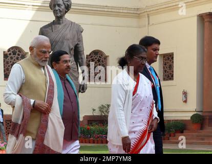 Prime Minister Modi with President Murmu Prime Minister Narendra Modi ...