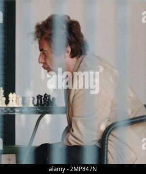 Exclusive!! Al Pacino plays a game of chess with a friend. The actor ...