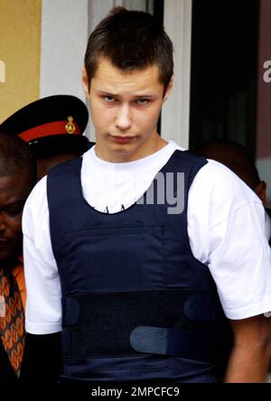 Recently captured fugitive Colton Harris-Moore, 19, aka the 'Barefoot ...