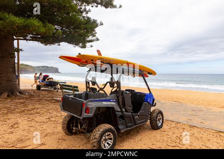 Surf rescue 4x4 beach vehicle at Newport Beach in Sydney,NSW,Australia ...