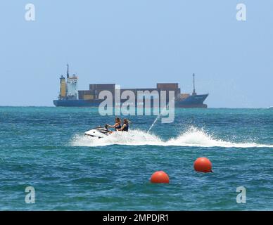 Kelly Bensimon and her cute daughter Thadeus take a jet ski out into ...