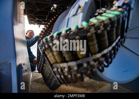Fire Controlman 3rd Class Lijean Goodlow, assigned to the Arleigh Burke ...