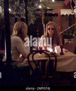 Exclusive!! Troubled popstar Britney Spears ate dinner with a friend at ...