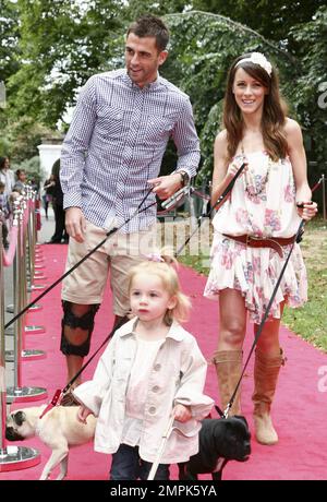 Nicola Tappenden (aka Nicola T), Simon Walton and their daughter Poppy ...