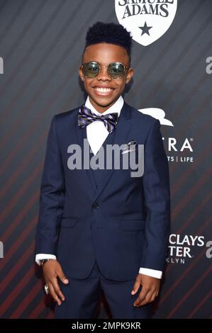 Maxwell 'Bunchie' Young arrives on the red carpet at the Sports ...