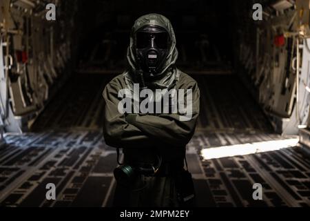 A 60th Aeromedical Evacuation Squadron aircrew and a 60th Medical Group ...