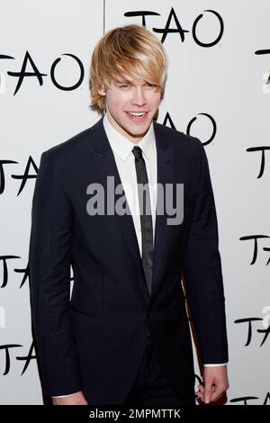"Glee" actor Chord Overstreet celebrates his 22nd birthday at TAO ...