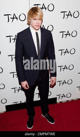 "Glee" actor Chord Overstreet celebrates his 22nd birthday at TAO ...