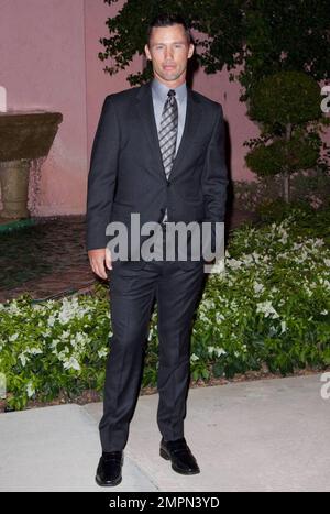 Delray Beach, FL, USA. 20th Feb, 2018. Denis Shapovalov (CAN) defeats ...