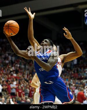 Louisiana Tech guard DaQuan Bracey (4) puts up a shot over Alabama ...