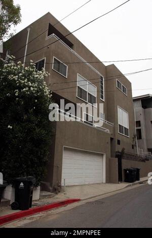 Exclusive!! These are two homes that pop star Ciara toured yesterday ...