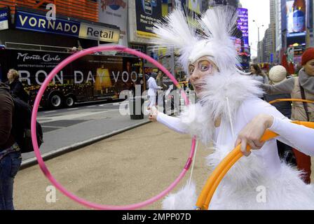 Cirque du Soleil hosts a sneak peek of the smash-hit winter show Wintuk ...